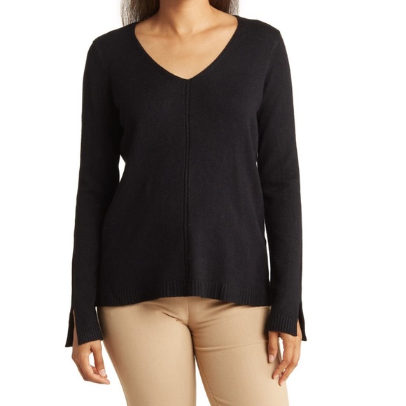 Cyrus | Sweaters | Cyrus Yummy Vneck Pullover Sweater In Black Color ...